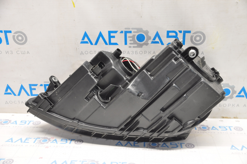 Far dreapta fata VW Jetta 11-16 USA gol, halogen, fara capac ...