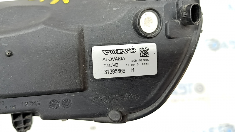 Противотуманная фара птф правая Volvo XC90 16-25 LED, песок 31395866 ...
