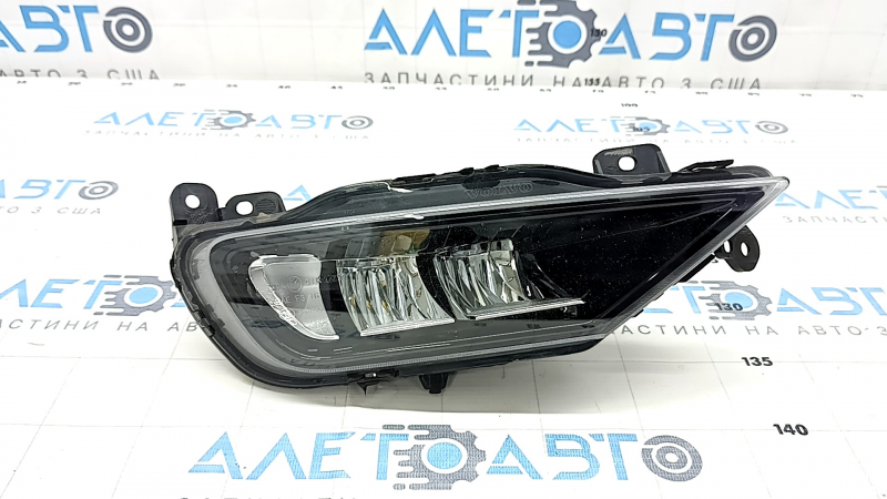 Противотуманная фара птф правая Volvo XC60 18-23 code: XE0E, песок ...