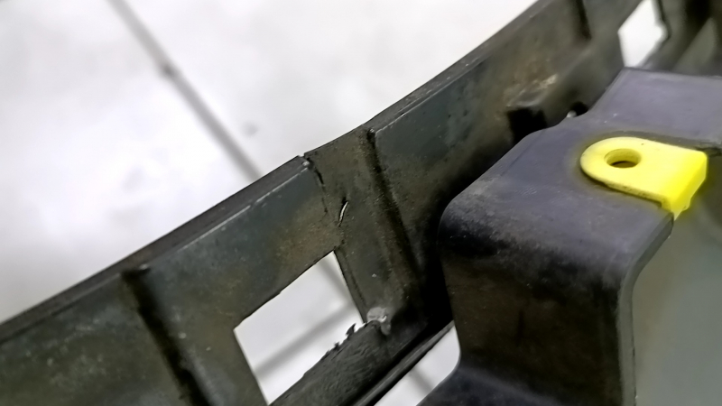 Bara fata goala Audi Q7 16-19 pentru 4 senzori parcare, argintie, cu ...