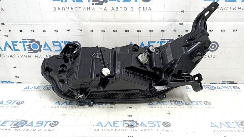 Фара передняя правая Honda Accord 23-26 LED 3310030AA01 артикул 780719 ...
