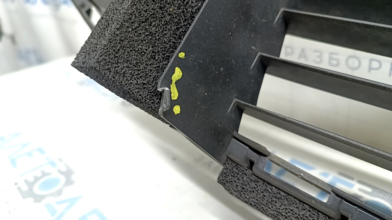 Grilă inferioară bară de protecție față Toyota Prius 50 16-18 structură ...