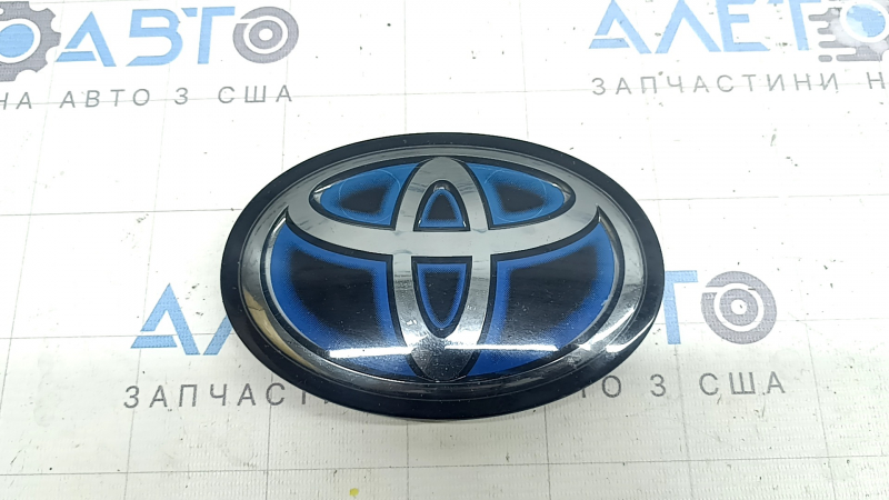 Эмблема решетки радиатора grill Toyota Sienna 21-25 под радар, песок ...